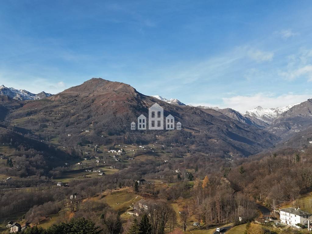 Vendita Terratetto unifamiliare in Strada Provinciale 64 Valchiusa ...