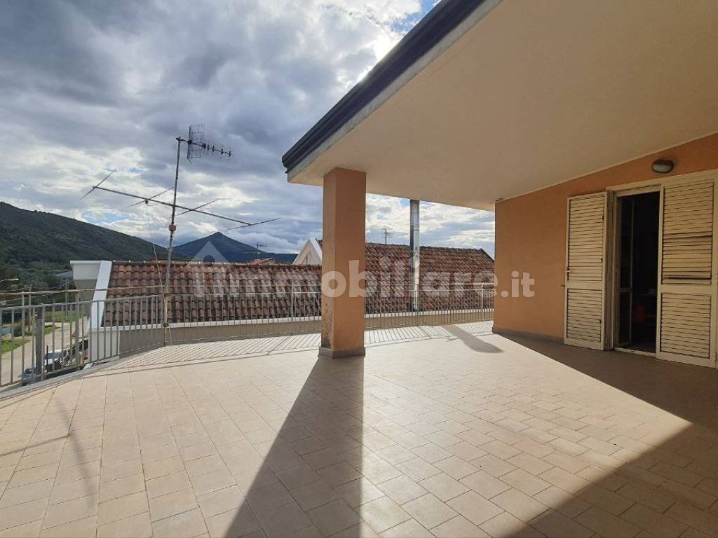 Vendita Appartamento Bellona. Quadrilocale in via Triflisco. Buono ...