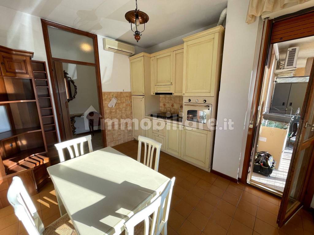 Affitto Appartamento Novara. Bilocale in via Premuda 9. Ottimo stato ...