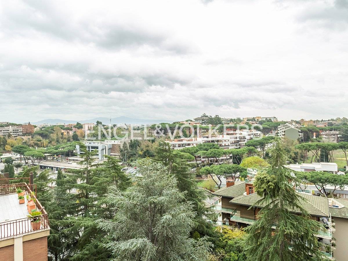 Trilocale via Padre Alberto Grammatico, Mostacciano, Roma