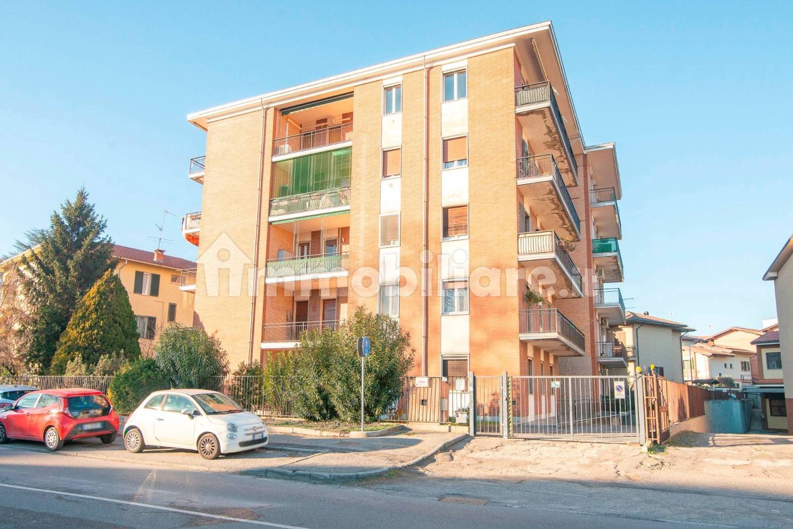 Bilocale viale Camillo Campari 86, San Giovannino - Pompieri, Pavia