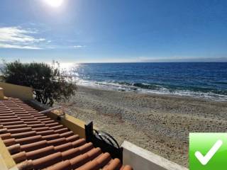 Case vista mare in vendita in provincia di Reggio Calabria - Immobiliare.it
