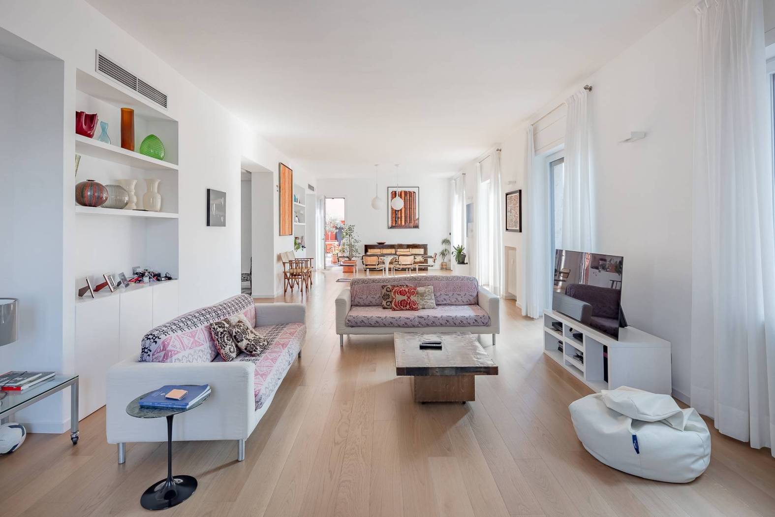 Appartamento via Camillo Finocchiaro Aprile 14, Repubblica, Milano