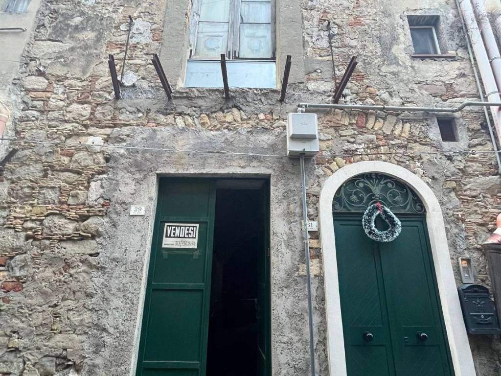 Vendita Appartamento Centuripe. Bilocale in via Roma 19. Da ...