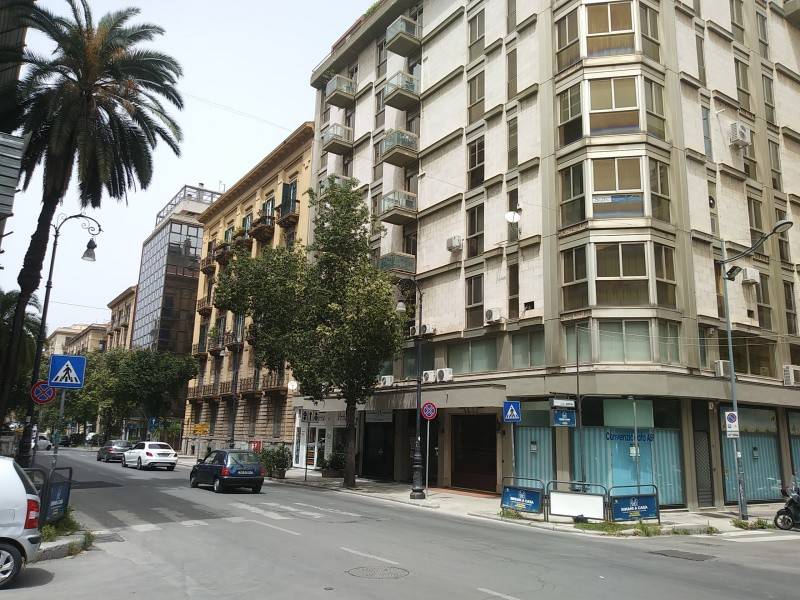 Ufficio - Studio via Roma, Palermo, Rif. 108511143 - Immobiliare.it
