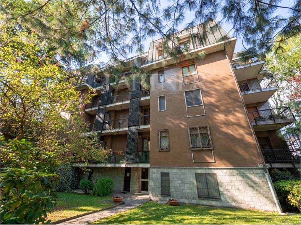 Vendita Appartamento in via Federico Tesio 1. Milano. Da ristrutturare ...