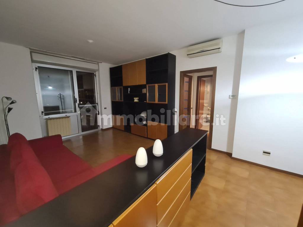 Affitto Appartamento Milano. Trilocale in via Lodovico il Moro 125 ...