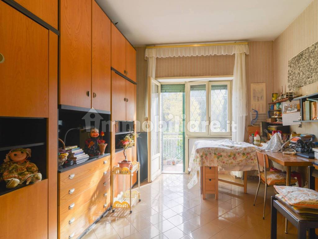 Vendita Appartamento in via Virginia Agnelli 47. Roma. Da ristrutturare ...