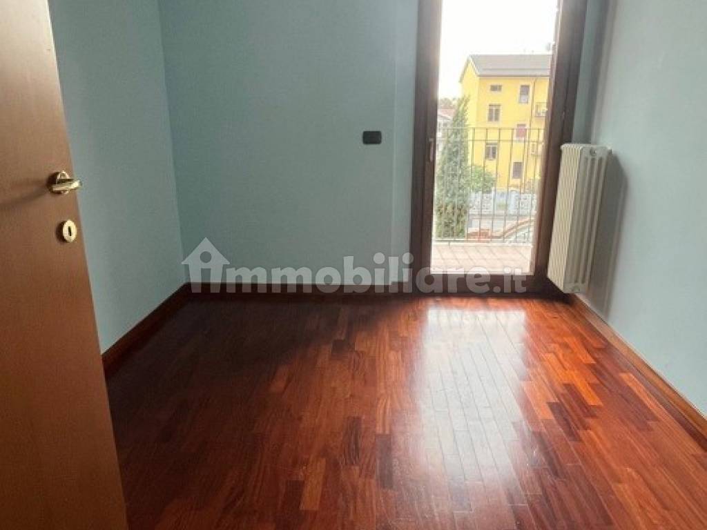 Affitto Appartamento Senago. Trilocale in via foscolo , 11. Buono stato ...