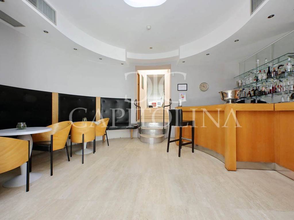 Palazzo - Edificio via Monte Altissimo, Roma, Rif. 108574521 ...