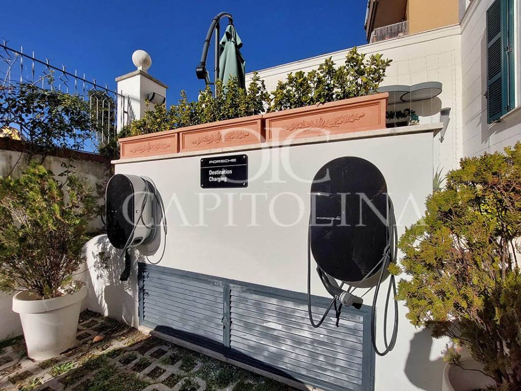 Palazzo - Edificio via Monte Altissimo, Roma, Rif. 108574521 ...