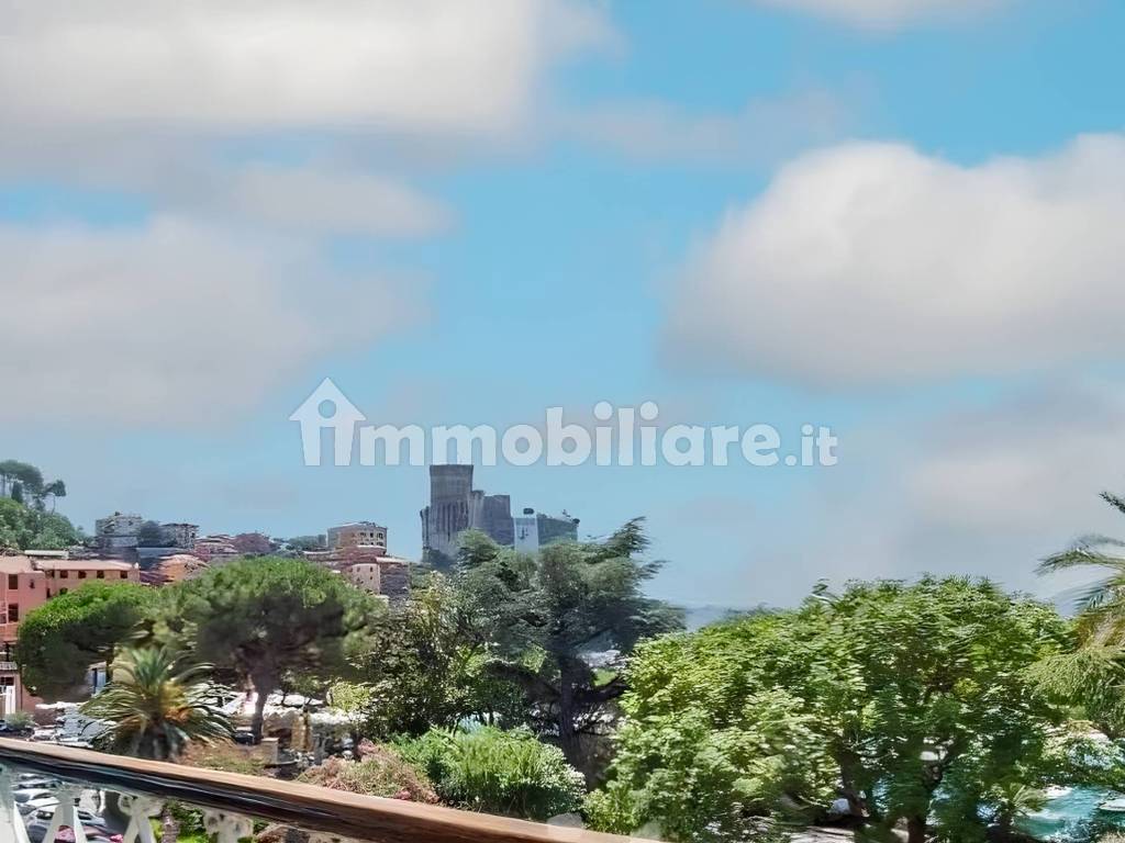 Vendita Appartamento Lerici. Bilocale in via Roma. Buono stato, secondo ...