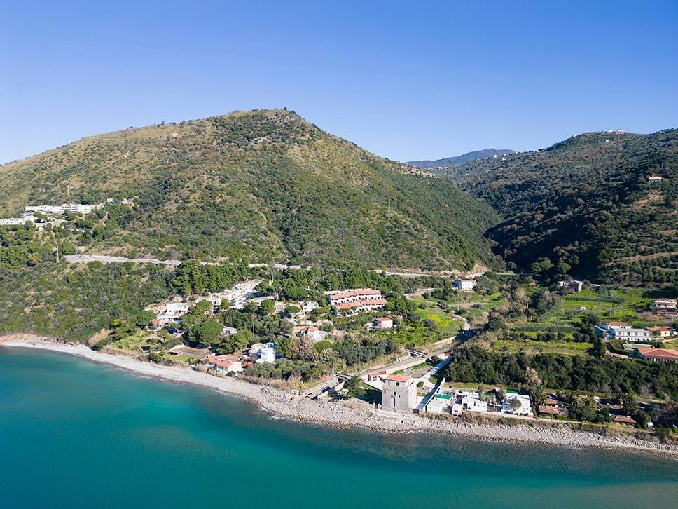 Vendita Villa a schiera in Acciaroli Pollica. Buono stato, posto auto ...