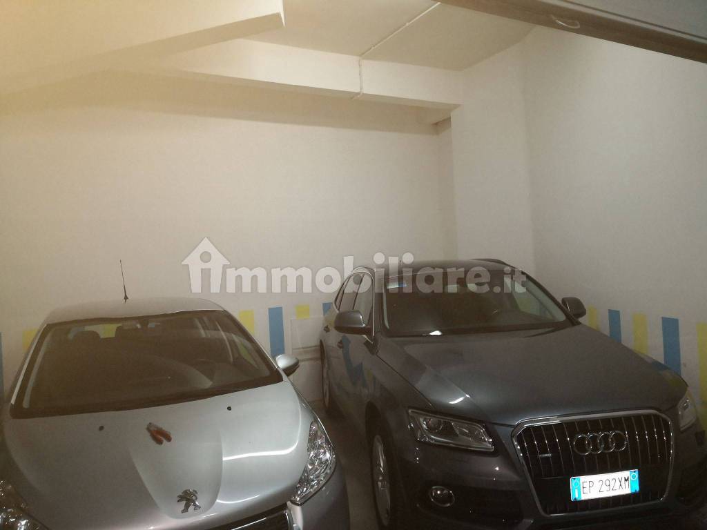 Garage - Box via Alessandro Longo 11, Napoli, Rif. 108632533 ...