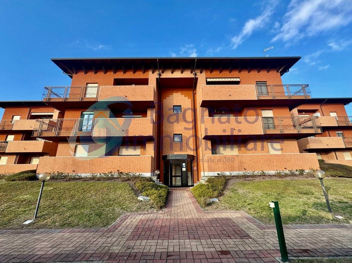 Trilocale via Luigi Vanvitelli 14, Cittadella - Villaggio Dalmazia, Novara