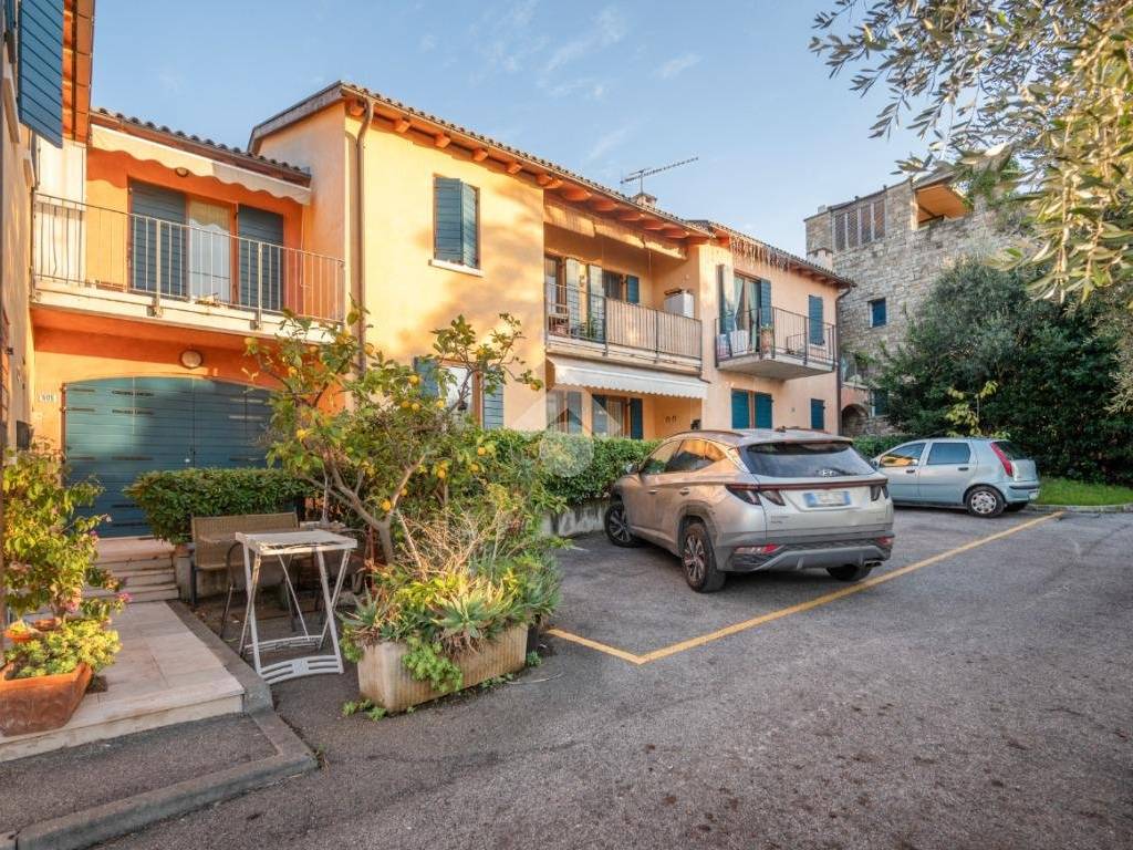 Vendita Appartamento Torri Del Benaco Trilocale In Via A Dall Oca Vendita Appartamento Torri Del Benaco Trilocale In Via A Dall Oca