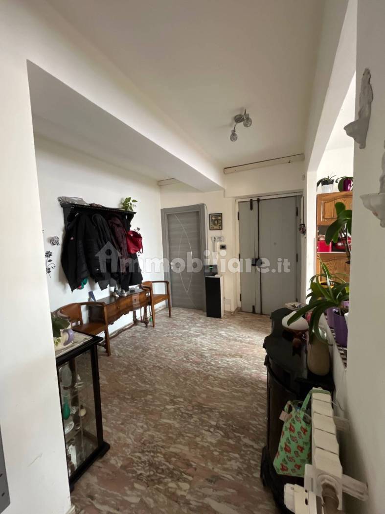Appartamento via Liconi 2, Centro, Aosta