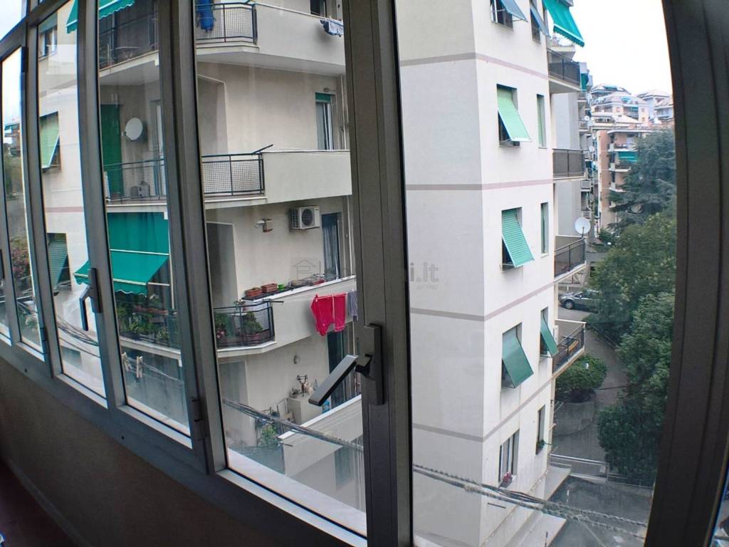 Vendita Appartamento in via Angelo Orsini. Genova. Buono stato, secondo ...