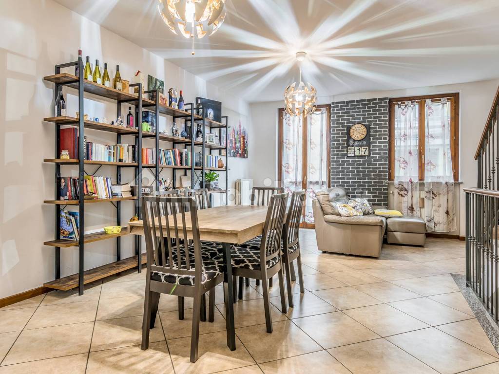 Vendita Villa a schiera in via Roma 6 Monte Cremasco. Buono stato ...