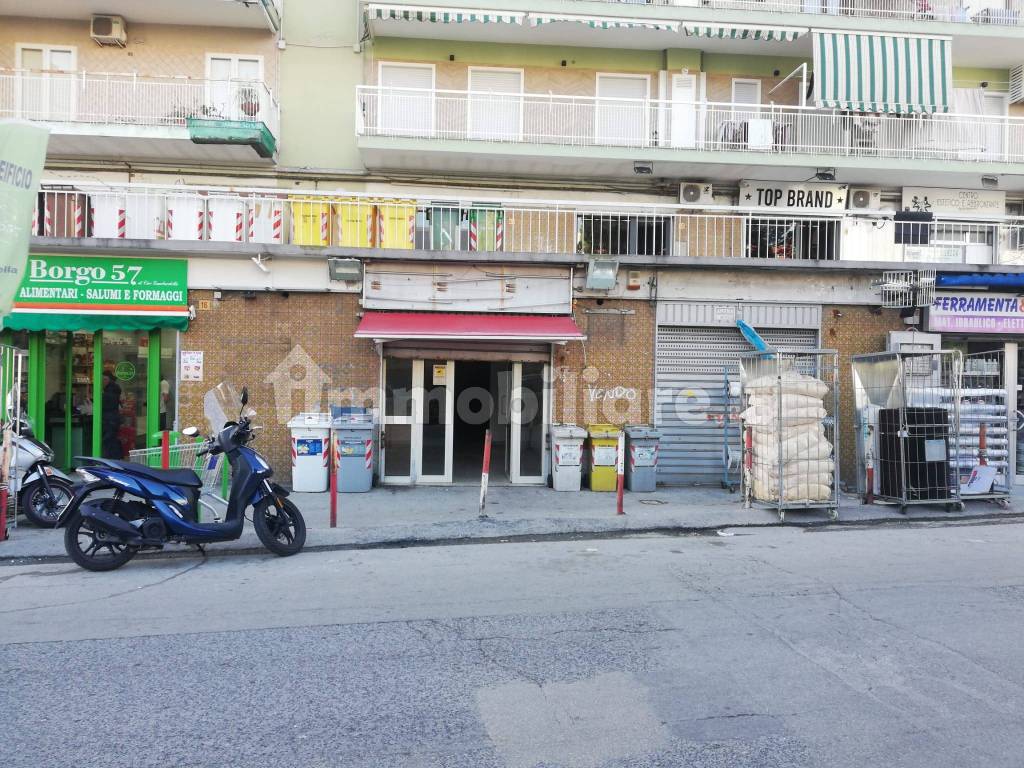 Locale commerciale Strada Comunale dei Cavoni, Napoli, Rif. 108760951 ...