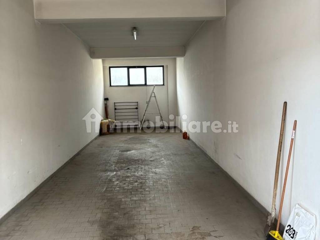 Garage - Box via Brigata Avellino, Avellino, Rif. 108761881 - Immobiliare.it
