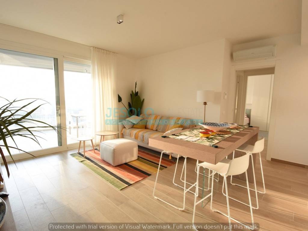 Vendita Appartamento Jesolo. Quadrilocale in piazza Tommaso Nember ...