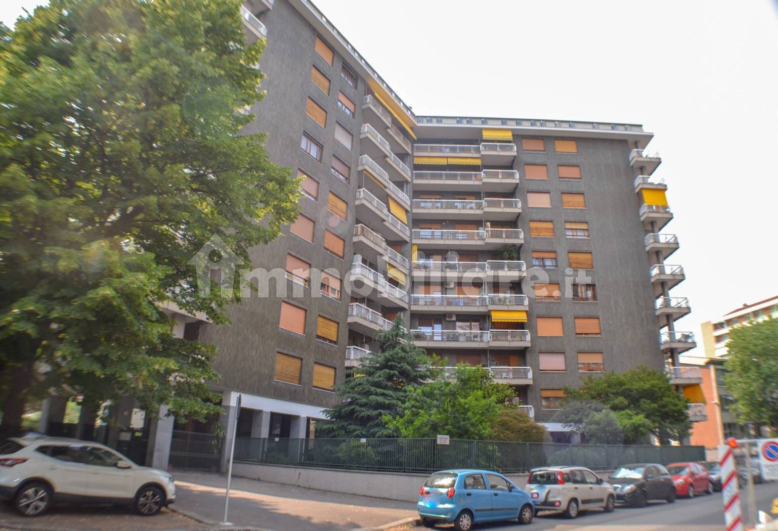 Trilocale piazza Carlo Cattaneo 21, Centro Europa, Torino