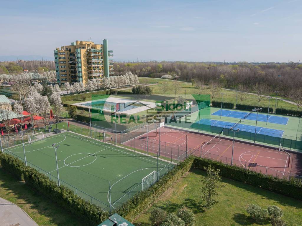 Vendita Appartamento Segrate. Trilocale in via San Felice Strada ...