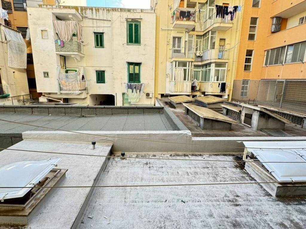 Vendita Appartamento Bari. Trilocale in via Brigata Regina , 1/i. Da ...