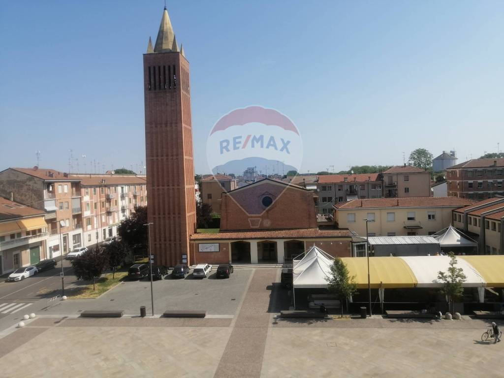 Sale Apartment Ferrara. 3-room flat in via Bruno Buozzi 4. Excellent ...