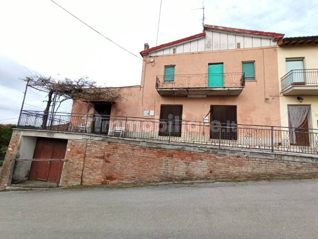 Vendita Villa a schiera in via Toscana 13 Castiglione del Lago. Da ...