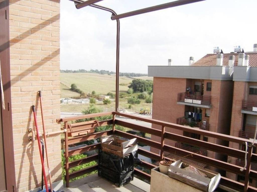 Affitto Appartamento Roma. Bilocale in viale Roberto Lerici 30. Ottimo ...