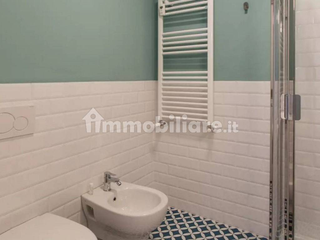 Affitto Appartamento Milano. Bilocale in via Castelfidardo 8. Buono ...