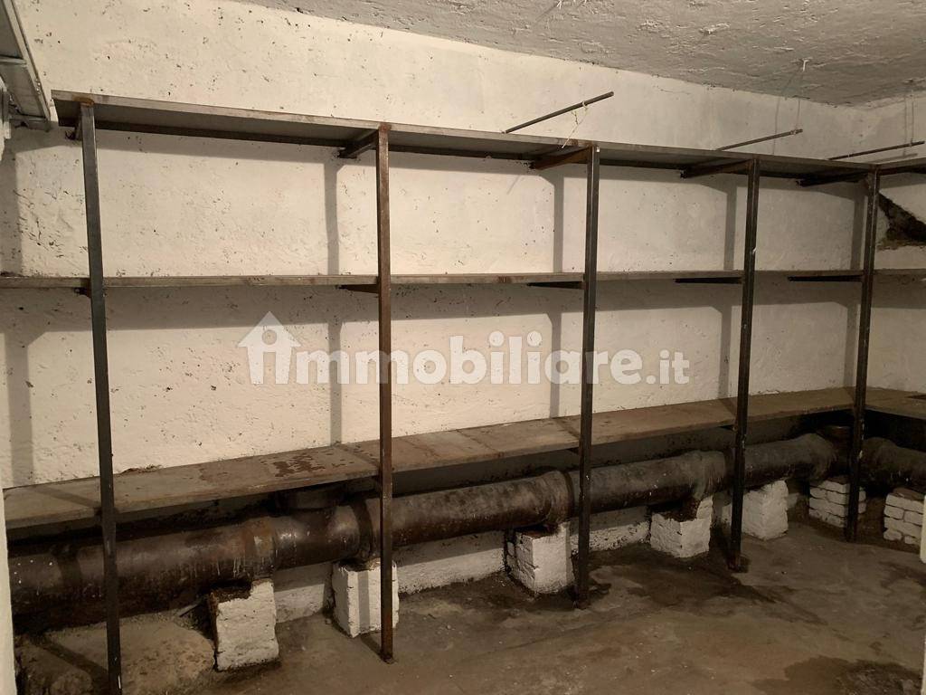 Magazzino - Deposito via Giulio Uberti 33, Milano, Rif. 108921729 ...