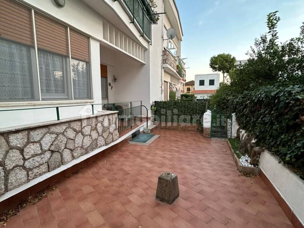 Rent Apartment Gaeta. 2-room flat in via Roma. Excellent condition ...