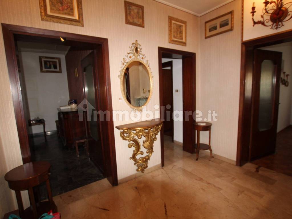 Vendita Appartamento in via Padre Reginaldo Giuliani. Padova. Buono ...