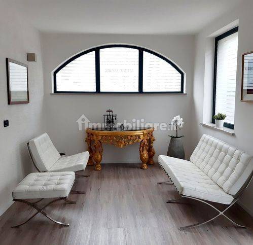 Ufficio - Studio in vendita, Cormons, Rif. 108949723 - Immobiliare.it