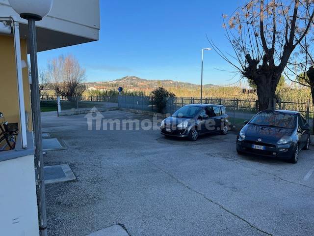 Vendita Appartamento Alba Adriatica. Bilocale in via Francesco Baracca ...
