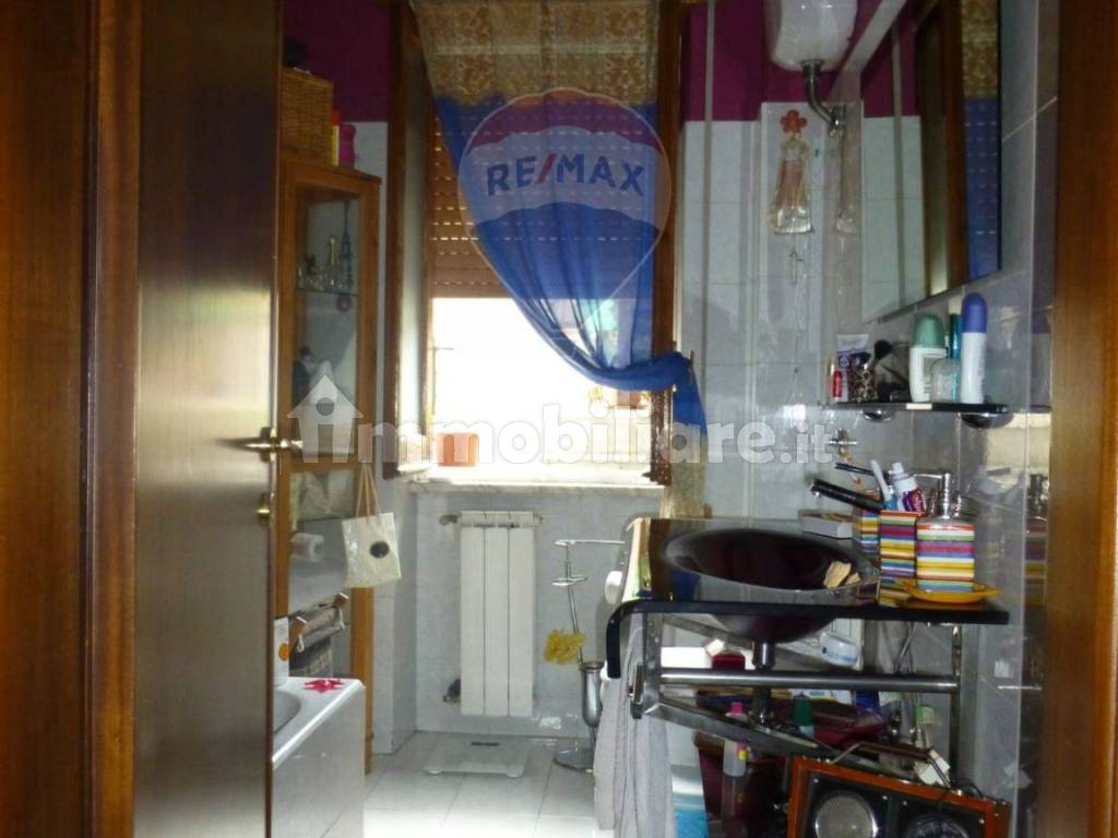 Vendita Appartamento Roma. Bilocale in via Teglio 30. Buono stato ...