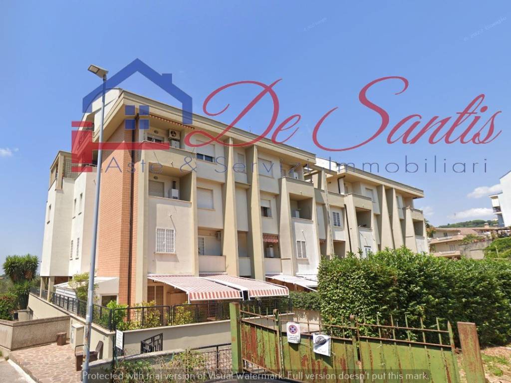 Vendita Appartamento Albano Laziale. Bilocale in via Abetonia 9. Buono ...