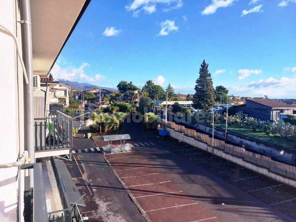 Vendita Appartamento San Pietro Clarenza. Quadrilocale in via Umberto ...