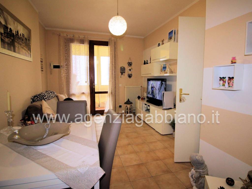 Vendita Appartamento in villa in viale Caio Tito Lucrezio Ravenna. Ottimo stato, con balcone ...