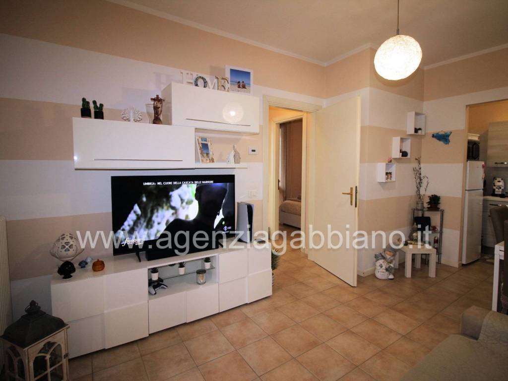 Vendita Appartamento in villa in viale Caio Tito Lucrezio Ravenna. Ottimo stato, con balcone ...