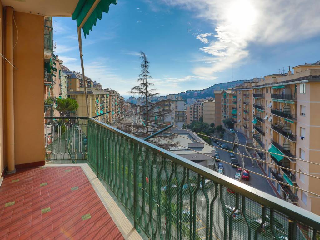 Vendita Appartamento Genova. Quadrilocale in via Capri. Buono stato ...
