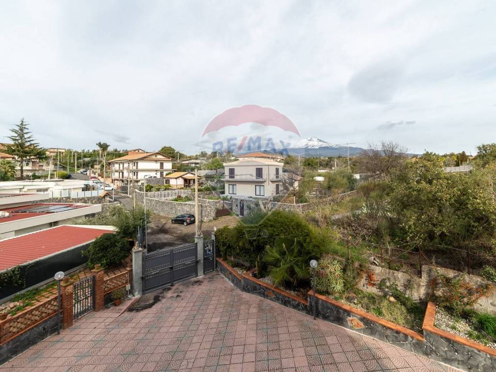 Vendita Appartamento in via timpanaro 20. San Pietro Clarenza. Ottimo ...