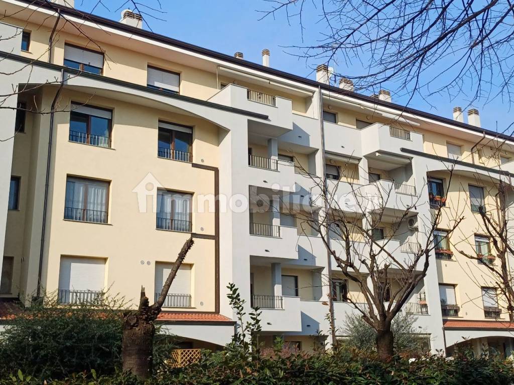 Vendita Appartamento Segrate. Bilocale in via Carlo Alberto Radaelli 14 ...