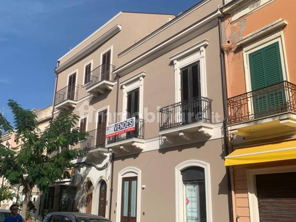 Vendita Appartamento in via Umberto I. Milazzo. Ottimo stato, primo ...
