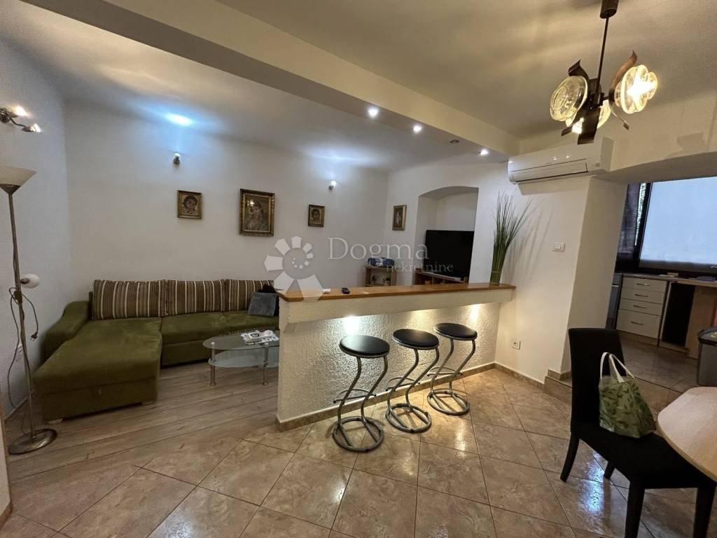 Vendita Appartamento Fiume. Bilocale, Piano terra, rif. 109165181