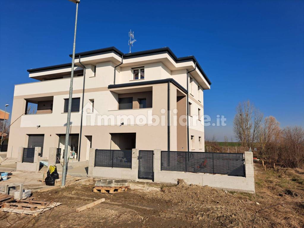 Vendita Villa a schiera in via Giuseppe Tassi San Felice sul Panaro ...