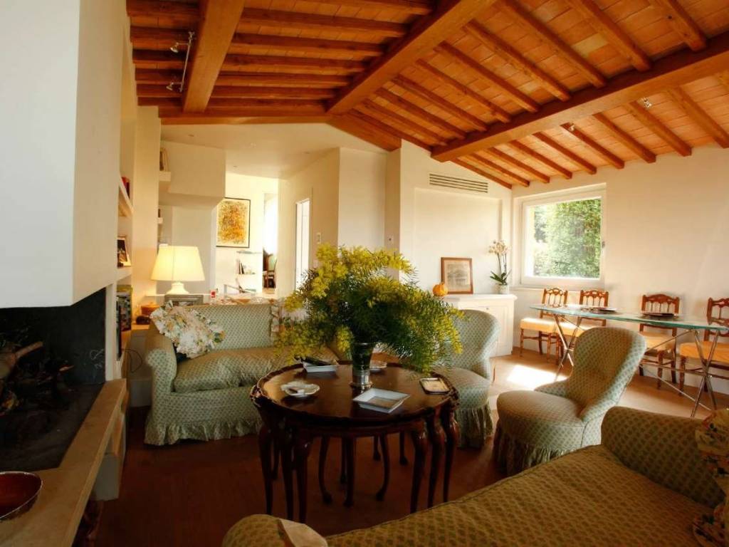 Affitto Villa unifamiliare in via di Villa Ruffo Roma. Ottimo stato ...